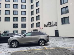 Brūns Land Rover Range Rover Velar 2018 Šauļi, ar dzinēja tilpumu 2.00 L un nobraukumu 270 tūkst. km par 18500 €, foto 16 vietnē AUTOMOTO.COM.LV