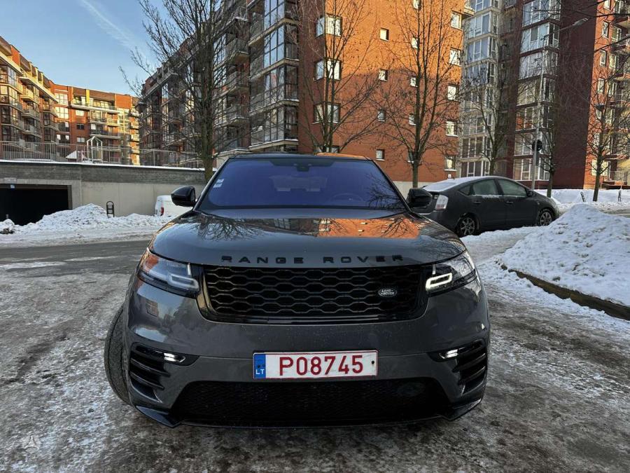 Grey Land Rover Range Rover Velar 2017 in Vilnius, with an engine capacity of 2.99 L and mileage of 188 thousand km for 29999 €, photo 14 on AUTOMOTO.COM.LV