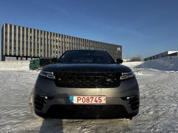 Grey Land Rover Range Rover Velar 2017 in Vilnius, with an engine capacity of 2.99 L and mileage of 190 thousand km for 29990 €, photo 3 on AUTOMOTO.COM.LV