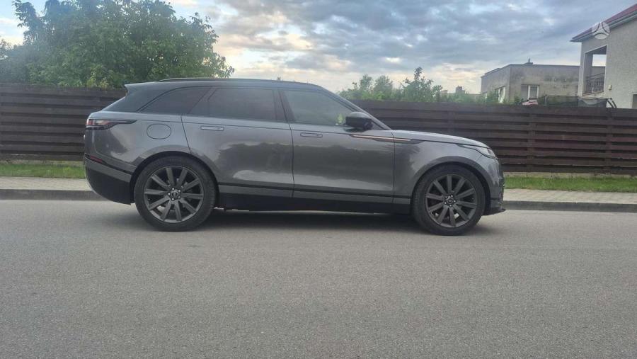 Grey Land Rover Range Rover Velar 2017 in Klaipeda, with an engine capacity of 2.99 L and mileage of 280 thousand km for 21999 €, photo 6 on AUTOMOTO.COM.LV