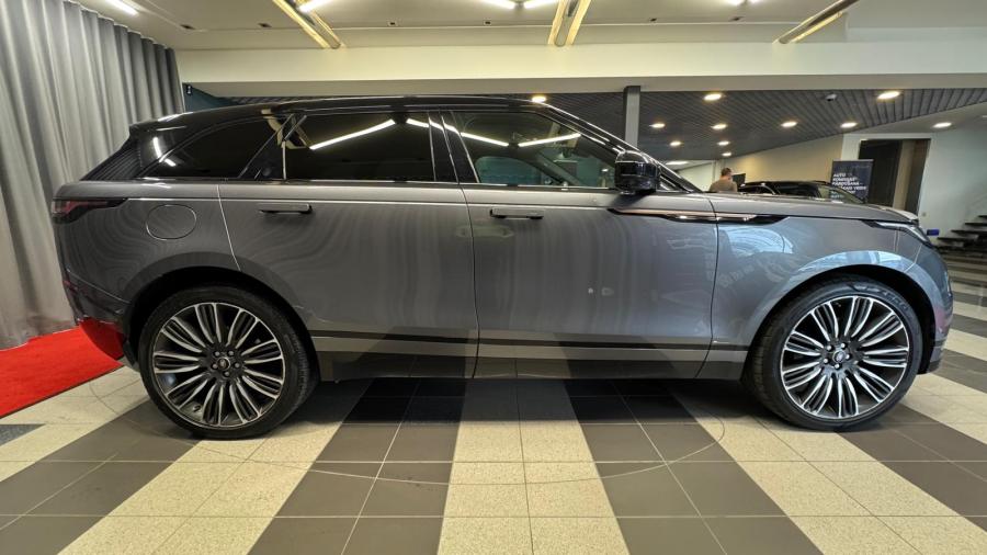 Pelēks Land Rover Range Rover Velar 2017 Rīga, ar dzinēja tilpumu 3.00 L un nobraukumu 182 tūkst. km par 27990 €, foto 7 vietnē AUTOMOTO.COM.LV