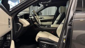 Pelēks Land Rover Range Rover Velar 2017 Rīga, ar dzinēja tilpumu 3.00 L un nobraukumu 182 tūkst. km par 27990 €, foto 8 vietnē AUTOMOTO.COM.LV