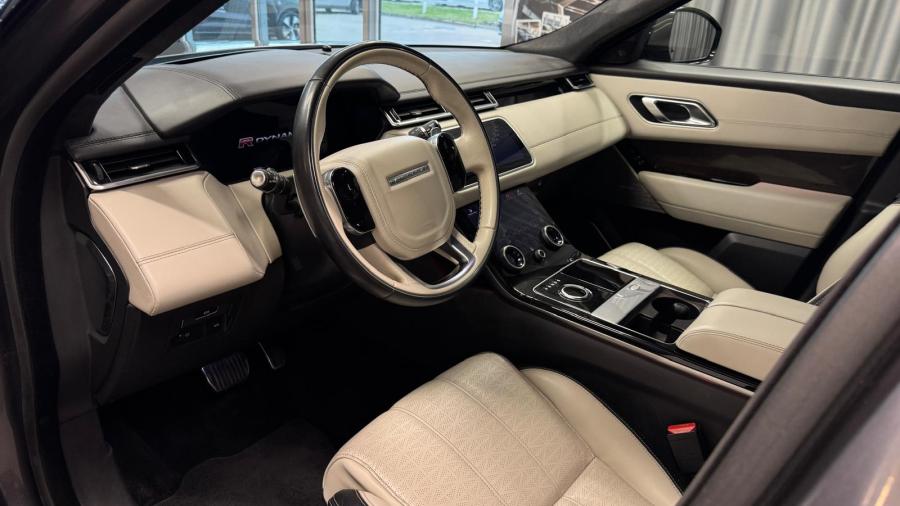 Pelēks Land Rover Range Rover Velar 2017 Rīga, ar dzinēja tilpumu 3.00 L un nobraukumu 182 tūkst. km par 27990 €, foto 9 vietnē AUTOMOTO.COM.LV