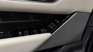 Pelēks Land Rover Range Rover Velar 2017 Rīga, ar dzinēja tilpumu 3.00 L un nobraukumu 182 tūkst. km par 27990 €, foto 30 vietnē AUTOMOTO.COM.LV