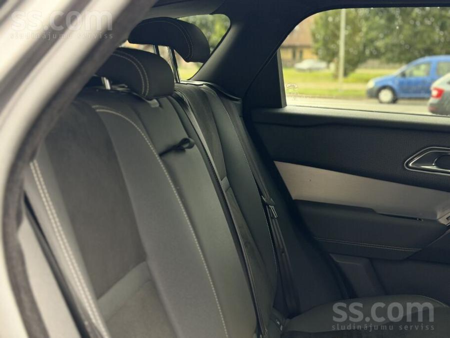 Pelēks Land Rover Range Rover Velar 2017 Jelgava, ar dzinēja tilpumu 2.00 L un nobraukumu 154 tūkst. km par 18500 €, foto 15 vietnē AUTOMOTO.COM.LV
