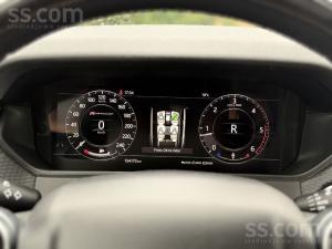 Pelēks Land Rover Range Rover Velar 2017 Jelgava, ar dzinēja tilpumu 2.00 L un nobraukumu 154 tūkst. km par 18500 €, foto 25 vietnē AUTOMOTO.COM.LV