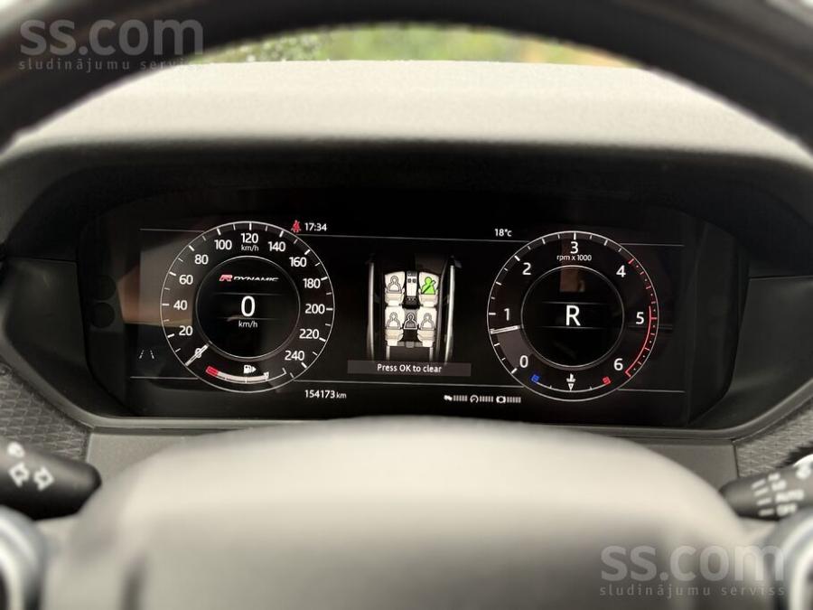 Pelēks Land Rover Range Rover Velar 2017 Jelgava, ar dzinēja tilpumu 2.00 L un nobraukumu 154 tūkst. km par 18500 €, foto 25 vietnē AUTOMOTO.COM.LV