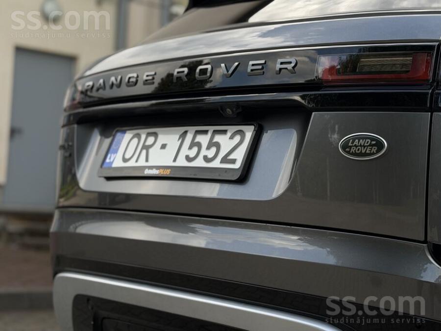 Grey Land Rover Range Rover Velar 2017 in Jelgava, with an engine capacity of 2.00 L and mileage of 154 thousand km for 19800 €, photo 14 on AUTOMOTO.COM.LV