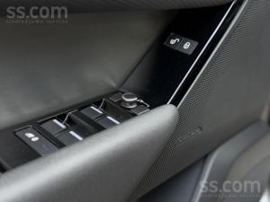 Grey Land Rover Range Rover Velar 2017 in Jelgava, with an engine capacity of 2.00 L and mileage of 154 thousand km for 19800 €, photo 25 on AUTOMOTO.COM.LV