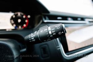 Grey Land Rover Range Rover Velar 2017 in Parnu, with an engine capacity of 2.00 L and mileage of 209 thousand km for 19990 €, photo 46 on AUTOMOTO.COM.LV