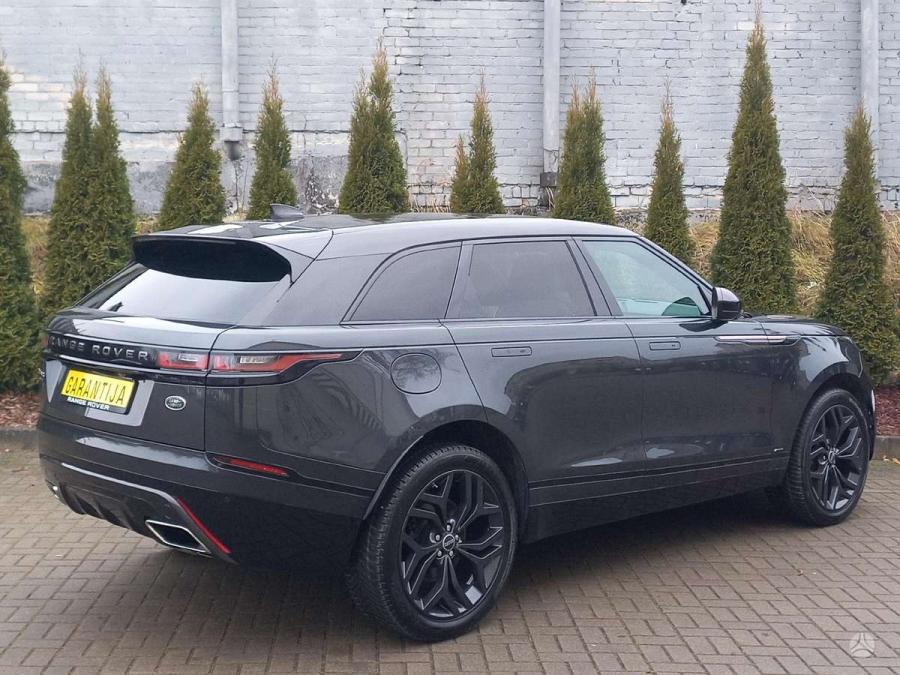 Pelēks Land Rover Range Rover Velar 2018 Šauļi, ar dzinēja tilpumu 2.00 L un nobraukumu 137 tūkst. km par 23950 €, foto 2 vietnē AUTOMOTO.COM.LV