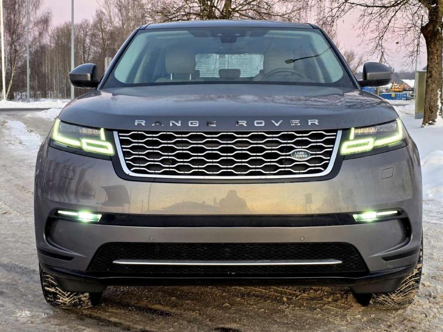 Pelēks Land Rover Range Rover Velar 2018 Tauragė, ar dzinēja tilpumu 2.00 L un nobraukumu 159 tūkst. km par 16500 €, foto 2 vietnē AUTOMOTO.COM.LV