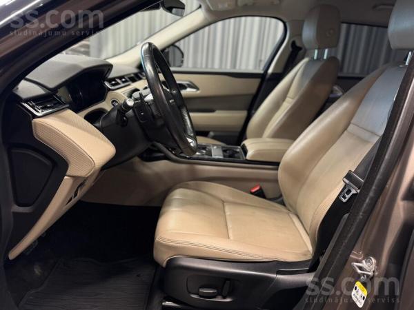 Grey Land Rover Range Rover Velar 2018 in Riga, with an engine capacity of 2.00 L and mileage of 63 thousand km for 25900 €, photo 9 on AUTOMOTO.COM.LV