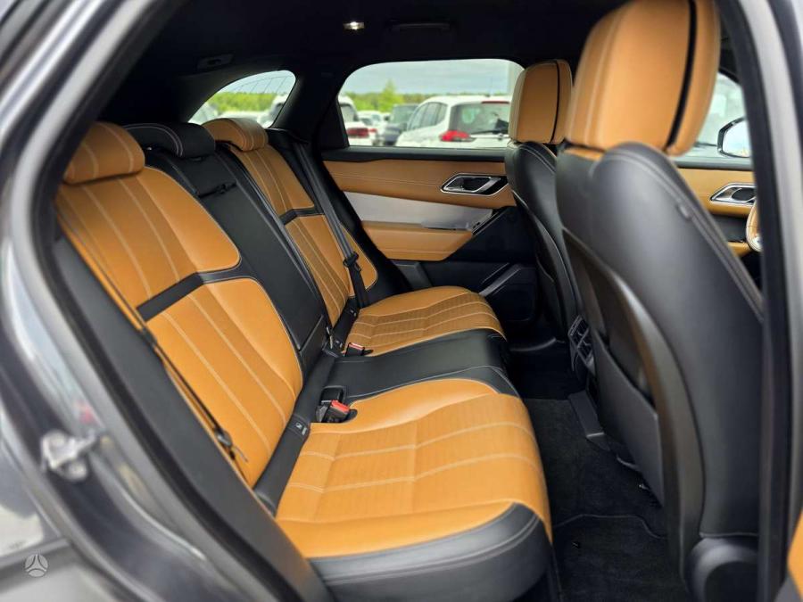 Pelēks Land Rover Range Rover Velar 2018 Tauragė, ar dzinēja tilpumu 2.00 L un nobraukumu 168 tūkst. km par 19600 €, foto 15 vietnē AUTOMOTO.COM.LV