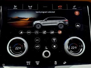 Pelēks Land Rover Range Rover Velar 2018 Tauragė, ar dzinēja tilpumu 2.00 L un nobraukumu 168 tūkst. km par 19600 €, foto 21 vietnē AUTOMOTO.COM.LV