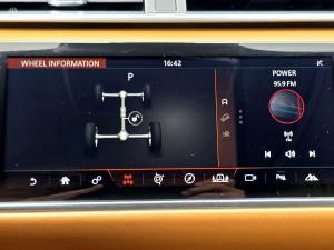 Pelēks Land Rover Range Rover Velar 2018 Tauragė, ar dzinēja tilpumu 2.00 L un nobraukumu 168 tūkst. km par 19600 €, foto 29 vietnē AUTOMOTO.COM.LV