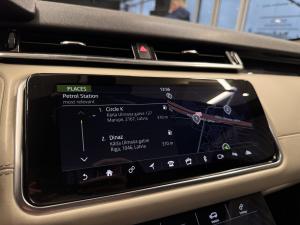 Grey Land Rover Range Rover Velar 2018 in Riga, with an engine capacity of 2.00 L and mileage of 119 thousand km for 28990 €, photo 21 on AUTOMOTO.COM.LV