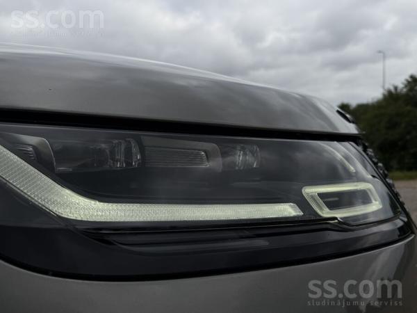 Pelēks Land Rover Range Rover Velar 2018 Rēzekne, ar dzinēja tilpumu 2.00 L un nobraukumu 190 tūkst. km par 19900 €, foto 3 vietnē AUTOMOTO.COM.LV