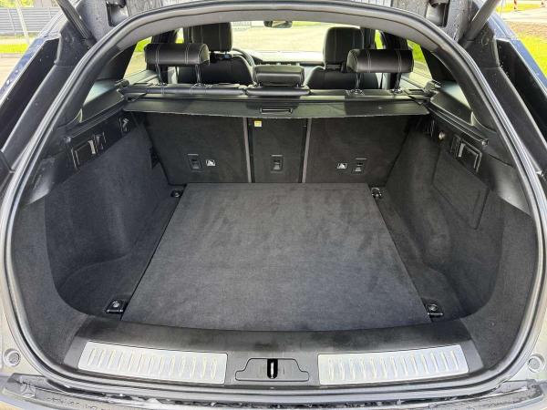 Pelēks Land Rover Range Rover Velar 2018 Tauragė, ar dzinēja tilpumu 2.00 L un nobraukumu 165 tūkst. km par 19500 €, foto 10 vietnē AUTOMOTO.COM.LV