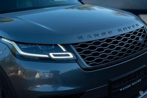 Grey Land Rover Range Rover Velar 2018 in Siauliai, with an engine capacity of 2.00 L and mileage of 147 thousand km for 21900 €, photo 12 on AUTOMOTO.COM.LV