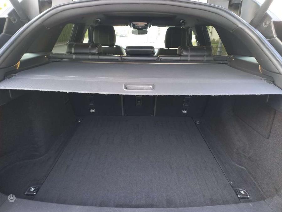 Grey Land Rover Range Rover Velar 2018 in Siauliai, with an engine capacity of 2.00 L and mileage of 147 thousand km for 21900 €, photo 21 on AUTOMOTO.COM.LV