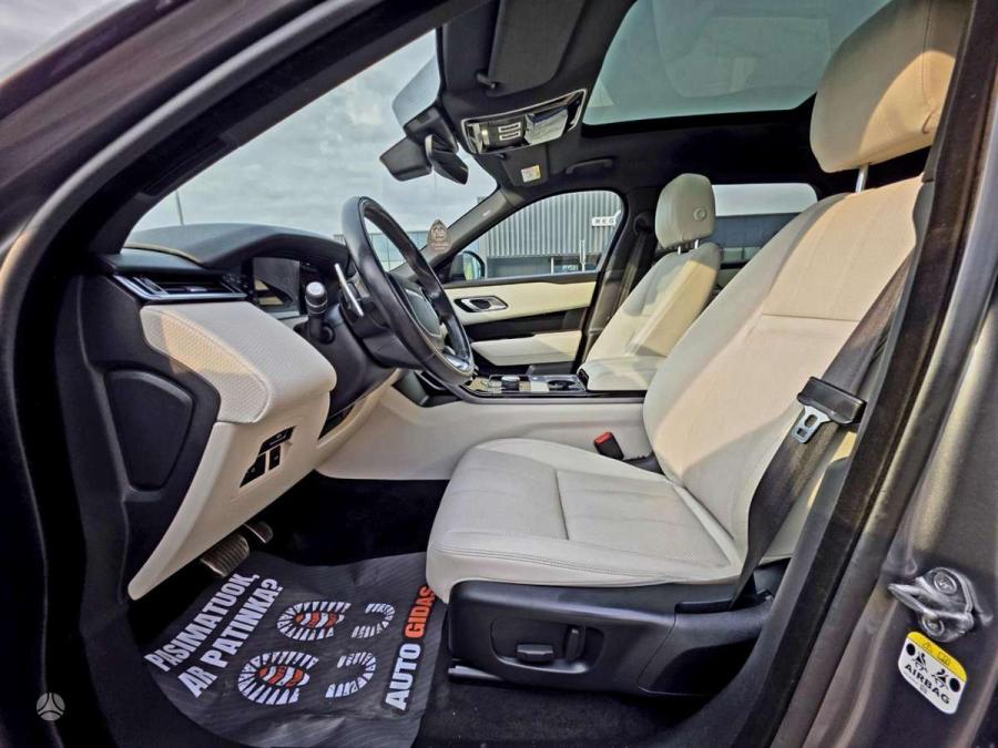 Grey Land Rover Range Rover Velar 2018 in Siauliai, with an engine capacity of 2.00 L and mileage of 157 thousand km for 19250 €, photo 13 on AUTOMOTO.COM.LV