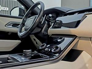 Grey Land Rover Range Rover Velar 2018 in Siauliai, with an engine capacity of 2.00 L and mileage of 157 thousand km for 19250 €, photo 22 on AUTOMOTO.COM.LV
