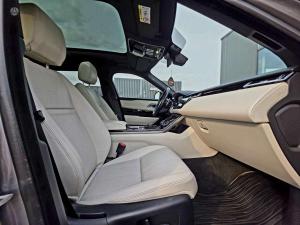 Grey Land Rover Range Rover Velar 2018 in Siauliai, with an engine capacity of 2.00 L and mileage of 157 thousand km for 19250 €, photo 25 on AUTOMOTO.COM.LV