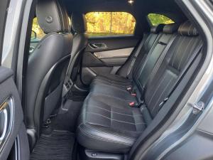 Pelēks Land Rover Range Rover Velar 2018 Šauļi, ar dzinēja tilpumu 2.00 L un nobraukumu 147 tūkst. km par 21300 €, foto 18 vietnē AUTOMOTO.COM.LV