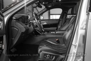 Pelēks Land Rover Range Rover Velar 2018 Rīga, ar dzinēja tilpumu 2.00 L un nobraukumu 75 tūkst. km par 29500 €, foto 9 vietnē AUTOMOTO.COM.LV