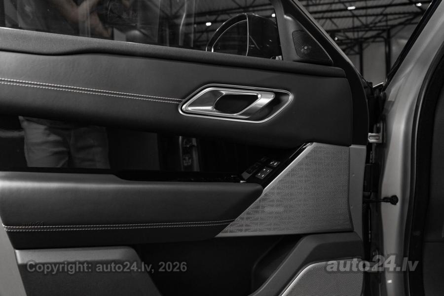 Pelēks Land Rover Range Rover Velar 2018 Rīga, ar dzinēja tilpumu 2.00 L un nobraukumu 75 tūkst. km par 29500 €, foto 15 vietnē AUTOMOTO.COM.LV