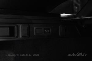 Pelēks Land Rover Range Rover Velar 2018 Rīga, ar dzinēja tilpumu 2.00 L un nobraukumu 75 tūkst. km par 29500 €, foto 31 vietnē AUTOMOTO.COM.LV