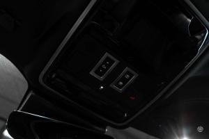 Pelēks Land Rover Range Rover Velar 2018 Rīga, ar dzinēja tilpumu 2.00 L un nobraukumu 75 tūkst. km par 29500 €, foto 26 vietnē AUTOMOTO.COM.LV
