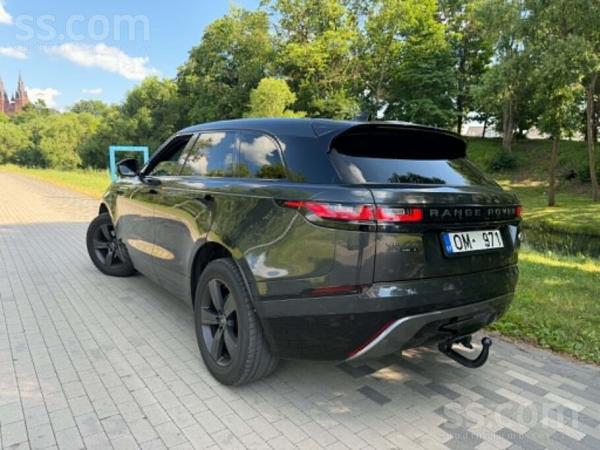 Grey Land Rover Range Rover Velar 2018 in Rezekne, with an engine capacity of 2.00 L and mileage of 151 thousand km for 21500 €, photo 6 on AUTOMOTO.COM.LV