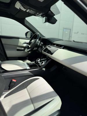 Grey Land Rover Range Rover Velar 2018 in Vilnius, with an engine capacity of 2.99 L and mileage of 270 thousand km for 20000 €, photo 9 on AUTOMOTO.COM.LV