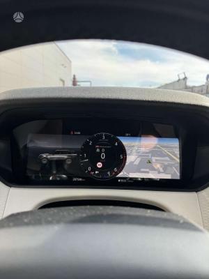 Grey Land Rover Range Rover Velar 2018 in Vilnius, with an engine capacity of 2.99 L and mileage of 270 thousand km for 20000 €, photo 17 on AUTOMOTO.COM.LV