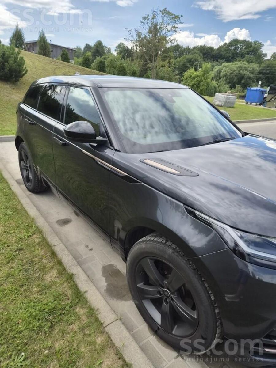 Pelēks Land Rover Range Rover Velar 2018 Rēzekne, ar dzinēja tilpumu 2.00 L un nobraukumu 151 tūkst. km par 20900 €, foto 4 vietnē AUTOMOTO.COM.LV