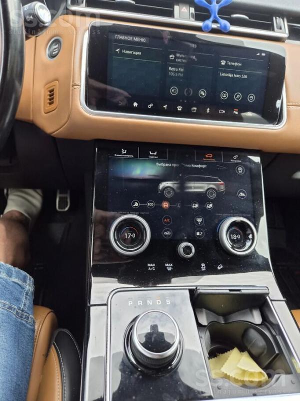 Grey Land Rover Range Rover Velar 2018 in Rezekne, with an engine capacity of 2.00 L and mileage of 151 thousand km for 20900 €, photo 6 on AUTOMOTO.COM.LV
