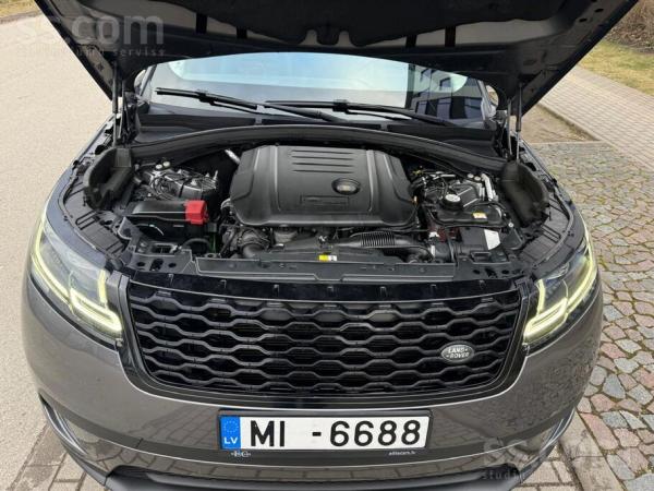 Grey Land Rover Range Rover Velar 2019 in Riga, with an engine capacity of 2.00 L and mileage of 155 thousand km for 32000 €, photo 6 on AUTOMOTO.COM.LV