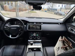 Grey Land Rover Range Rover Velar 2019 in Riga, with an engine capacity of 2.00 L and mileage of 155 thousand km for 32000 €, photo 8 on AUTOMOTO.COM.LV