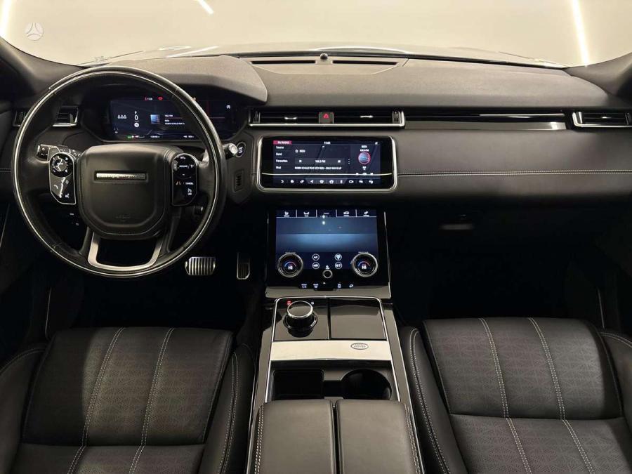 Pelēks Land Rover Range Rover Velar 2019 Marijampole, ar dzinēja tilpumu 2.00 L un nobraukumu 139 tūkst. km par 24999 €, foto 16 vietnē AUTOMOTO.COM.LV