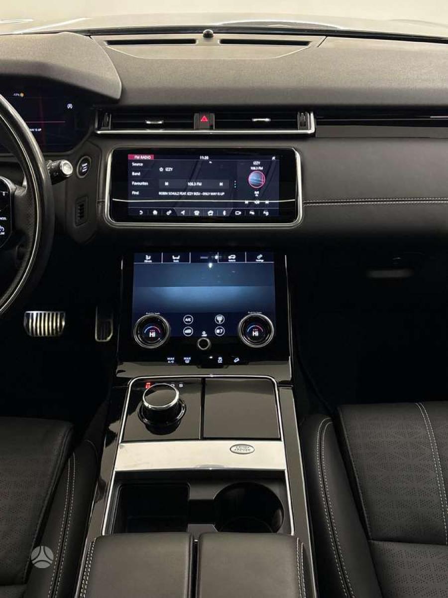 Pelēks Land Rover Range Rover Velar 2019 Marijampole, ar dzinēja tilpumu 2.00 L un nobraukumu 139 tūkst. km par 24999 €, foto 21 vietnē AUTOMOTO.COM.LV