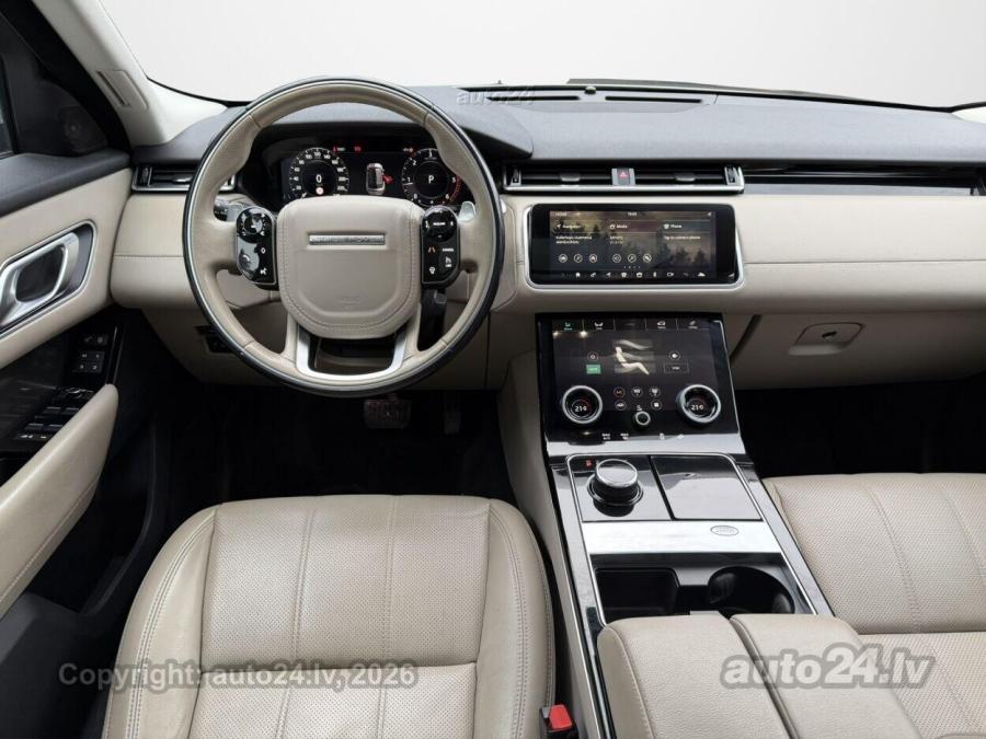 Grey Land Rover Range Rover Velar 2019 in Parnu, with an engine capacity of 2.00 L and mileage of 180 thousand km for 24900 €, photo 8 on AUTOMOTO.COM.LV