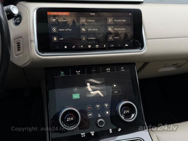 Grey Land Rover Range Rover Velar 2019 in Parnu, with an engine capacity of 2.00 L and mileage of 180 thousand km for 24900 €, photo 11 on AUTOMOTO.COM.LV