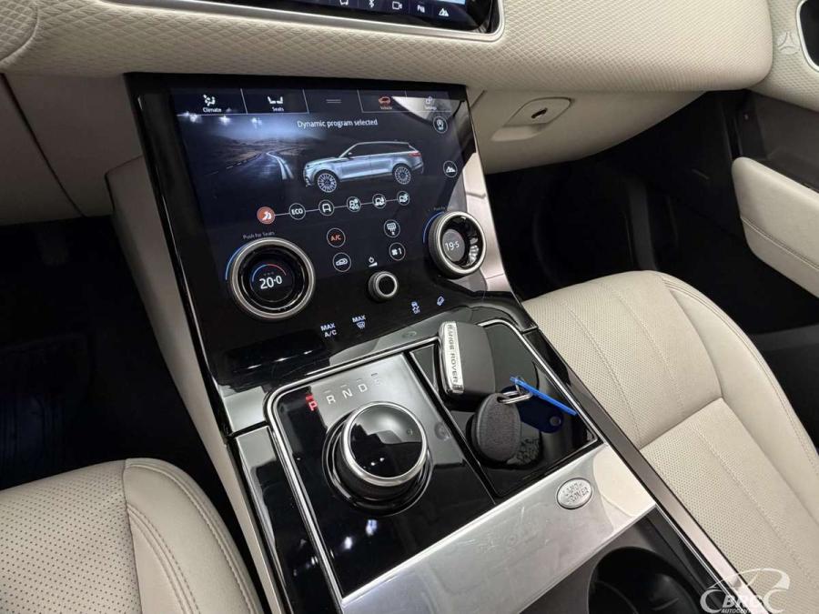 Grey Land Rover Range Rover Velar 2019 in Vilnius, with an engine capacity of 2.00 L and mileage of 99 thousand km for 28000 €, photo 28 on AUTOMOTO.COM.LV