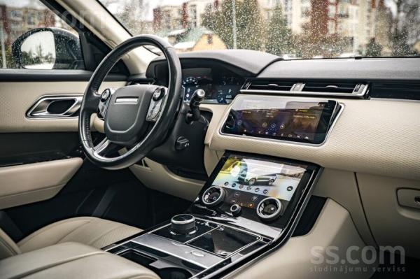 Pelēks Land Rover Range Rover Velar 2019 Rīga, ar dzinēja tilpumu 2.00 L un nobraukumu 0 tūkst. km par 26990 €, foto 7 vietnē AUTOMOTO.COM.LV