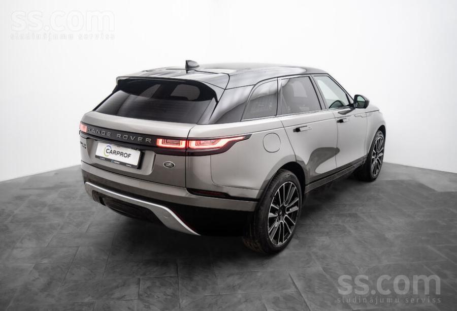 Grey Land Rover Range Rover Velar 2019 in Riga, with an engine capacity of 2.00 L and mileage of 150 thousand km for 26999 €, photo 4 on AUTOMOTO.COM.LV
