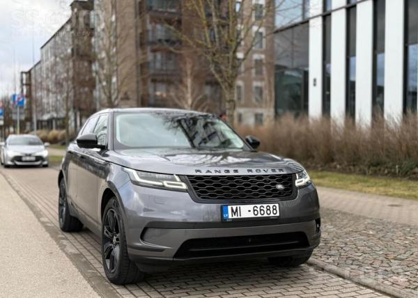 Grey Land Rover Range Rover Velar 2019 in Riga, with an engine capacity of 2.00 L and mileage of 155 thousand km for 28500 €, photo 4 on AUTOMOTO.COM.LV