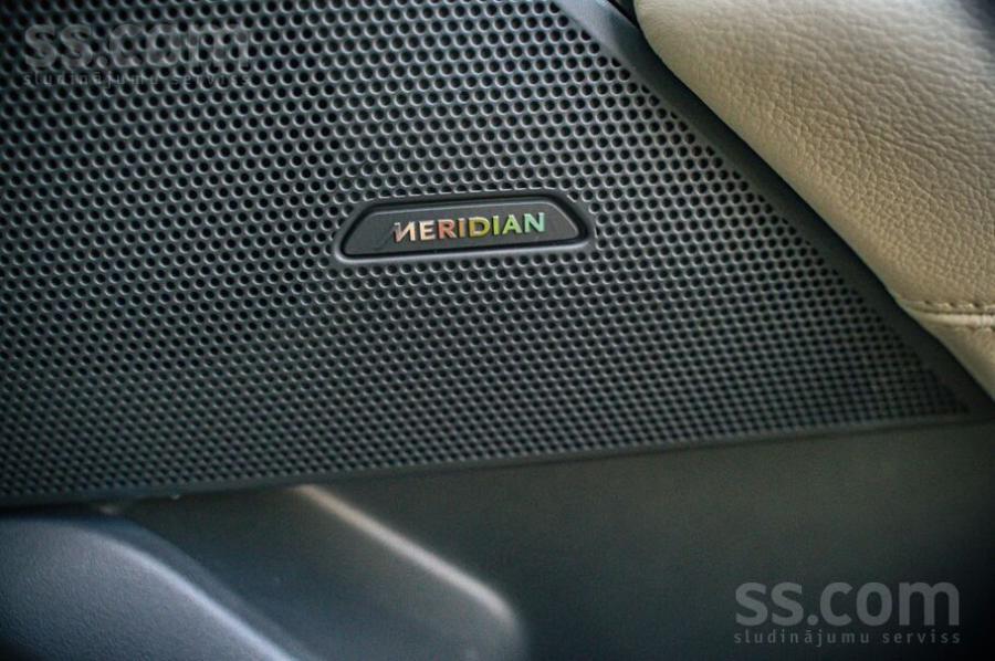 Pelēks Land Rover Range Rover Velar 2019 Rīga, ar dzinēja tilpumu 2.00 L un nobraukumu 0 tūkst. km par 24990 €, foto 25 vietnē AUTOMOTO.COM.LV