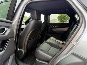 Pelēks Land Rover Range Rover Velar 2019 Kauņa, ar dzinēja tilpumu 2.00 L un nobraukumu 186 tūkst. km par 20490 €, foto 30 vietnē AUTOMOTO.COM.LV